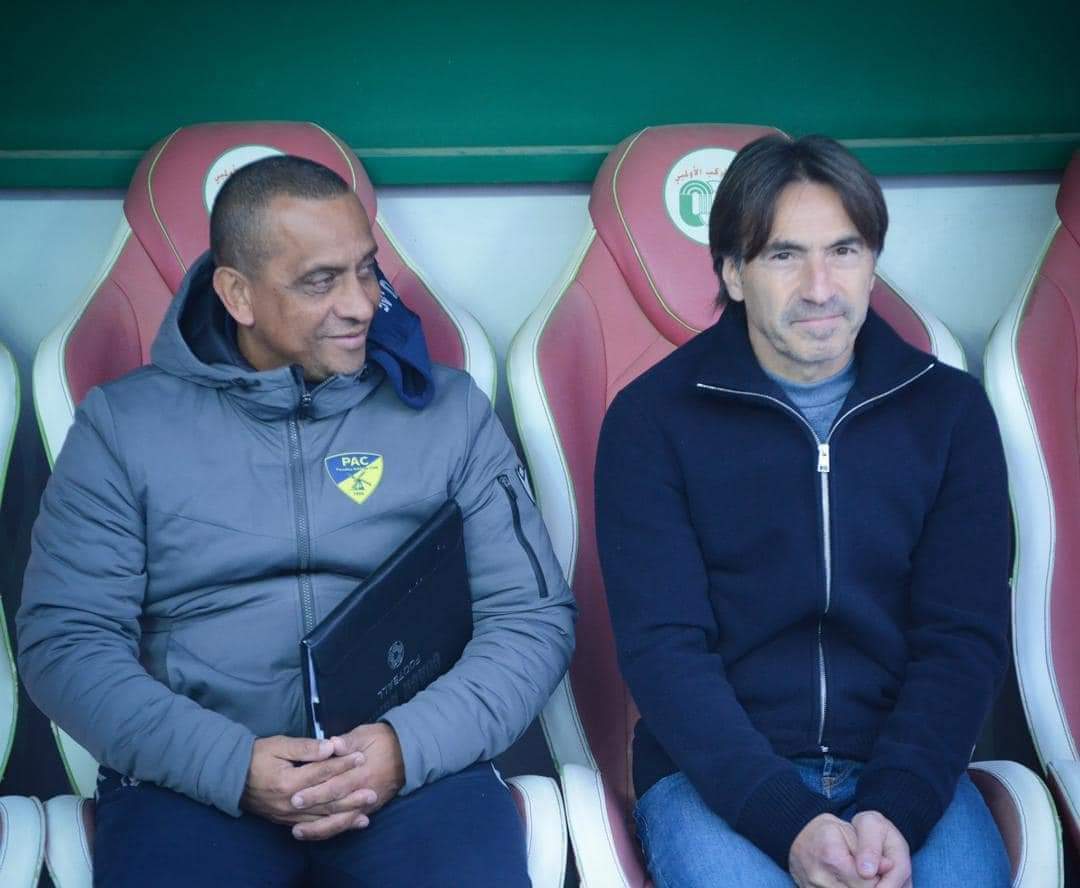 Algérie : Corentin Martins et le PAC, c'est fini Algérie : Corentin Martins et le PAC, c'est fini