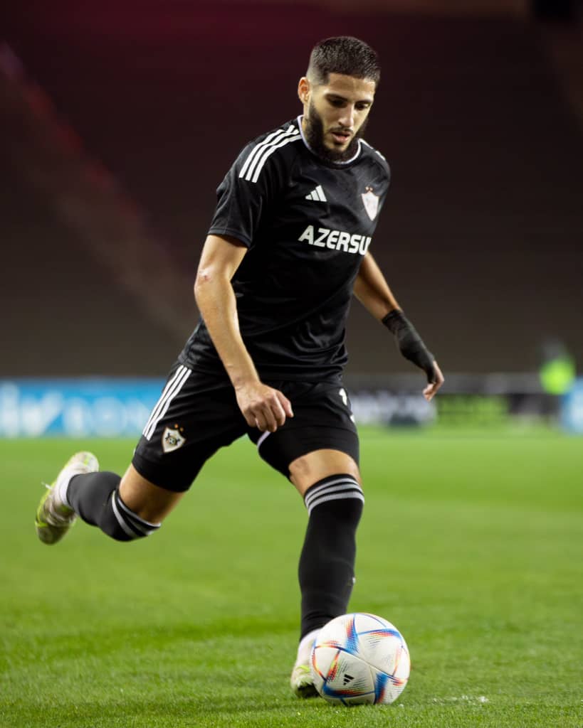 League Europa : Yassine Benzia buteur face au Bayer Leverkusen ...