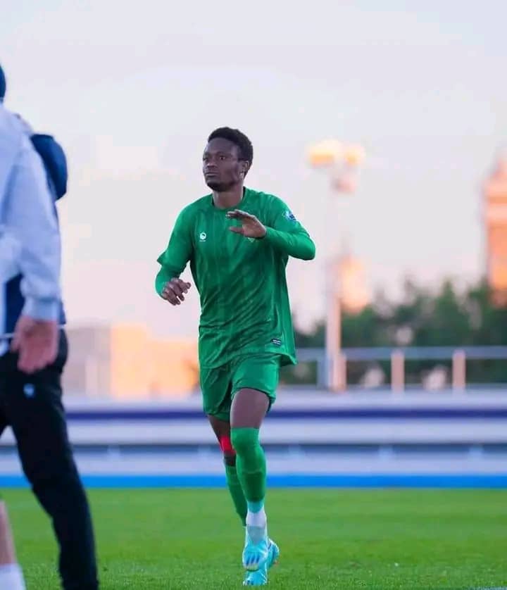 Transfert : Éric Kabwe retourne au bercail - AfricaFootUnited