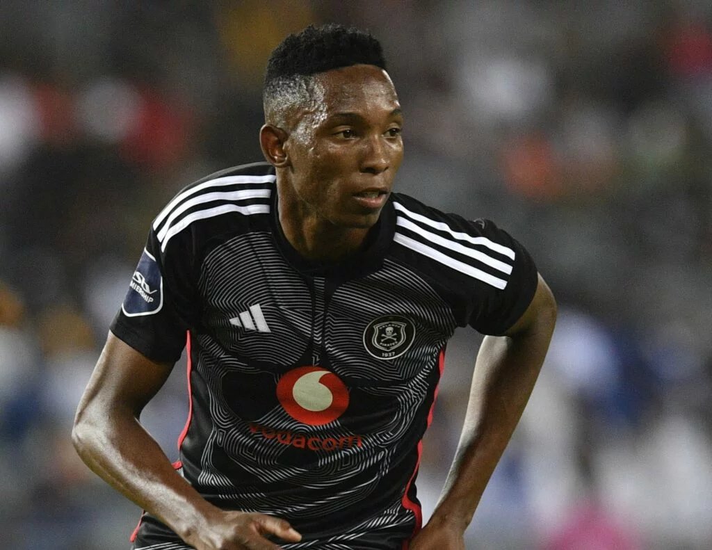 Afrique du Sud : Thalente Mbatha vit son rêve avec les Orlando Pirates