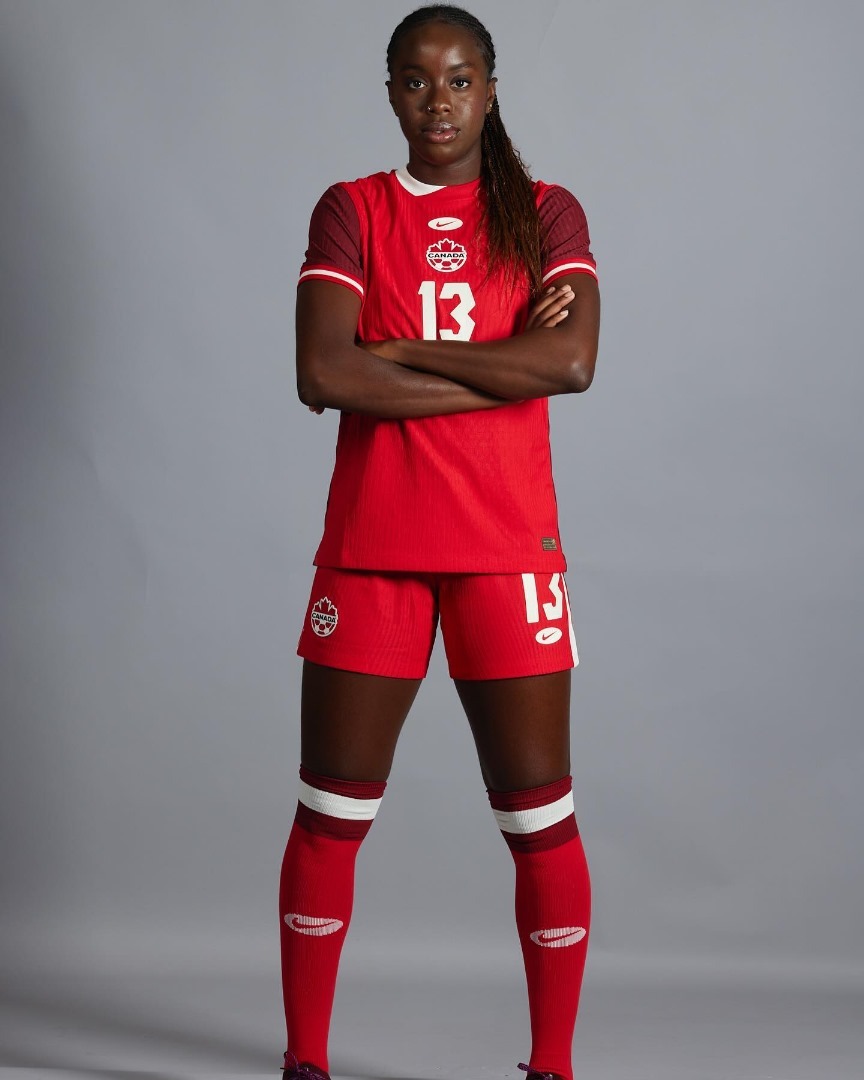 Transfert (F) : Simi Awujo débarque à Manchester United - AfricaFootUnited