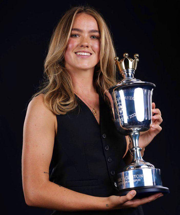 PFA Awards 2024 : Grace Clinton élue meilleure jeune joueuse de la ...