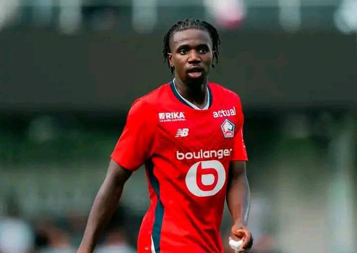 Lille - Équipe de la RDC : Ngal'ayel Mukau de retour à l'entraînement ...