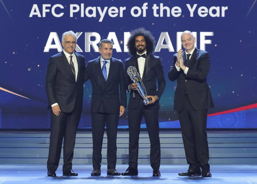 AFC Awards 2023 : Akram Afif élu meilleur joueur de l’année en Asie - AfricaFootUnited