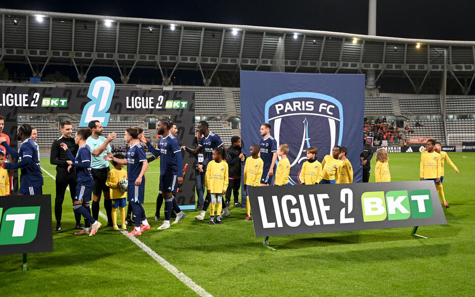 Ligue 2 BKT (J31) : Rodez - Paris FC : 0-1 (mt) - AfricaFootUnited