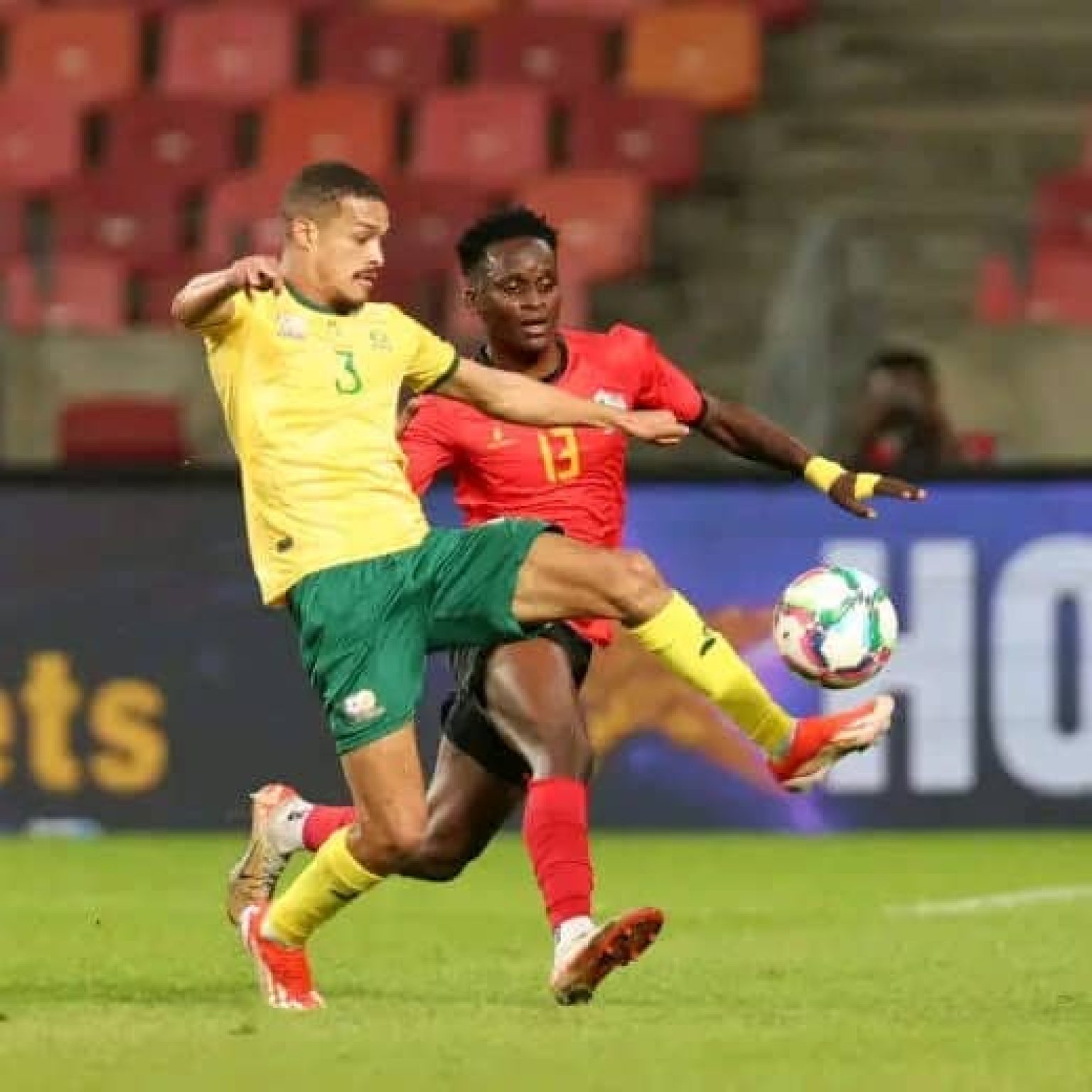 Éliminatoires CAN 2025 : Mihlali Mayambela forfait pour les deux ...