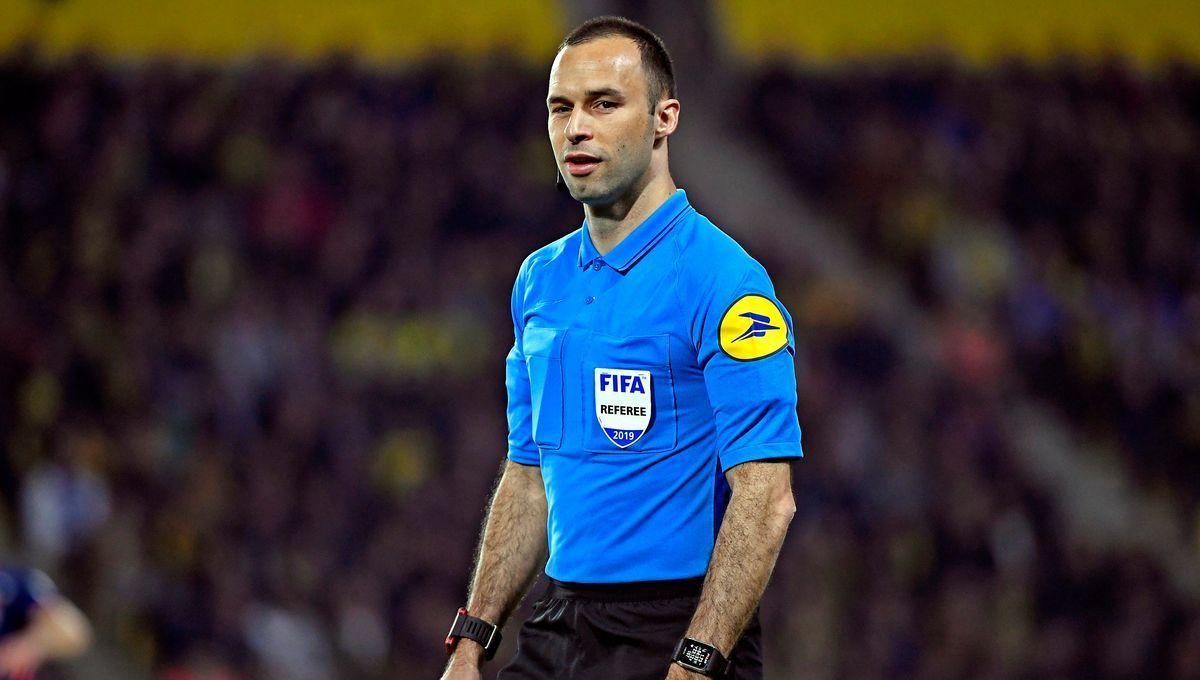 Ligue 1 : les arbitres retenus pour la 16e journée - AfricaFootUnited