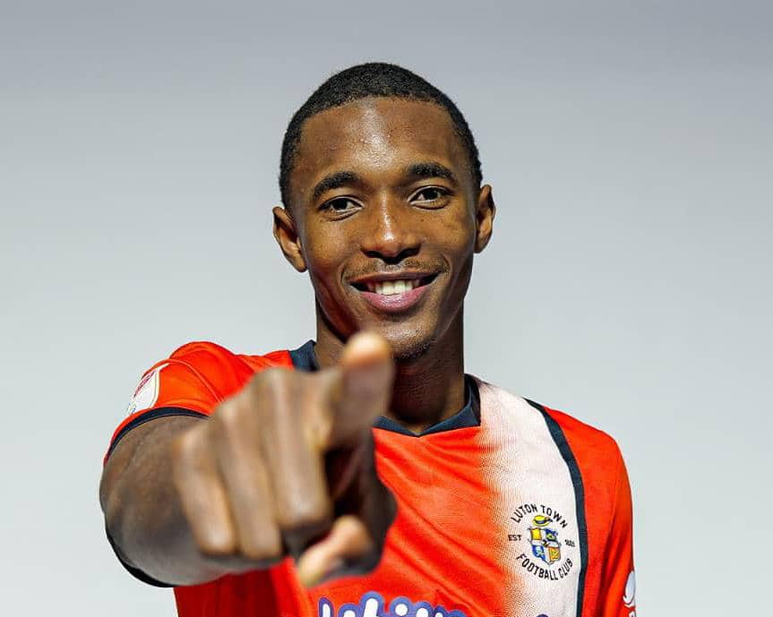 Transfert - Equipe du Congo : Christ Makosso s'engage avec Luton Town ...