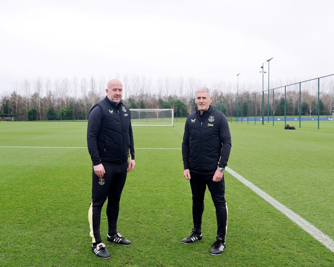 Everton : Alan Irvine et Charlie Adam intègrent le staff technique ...