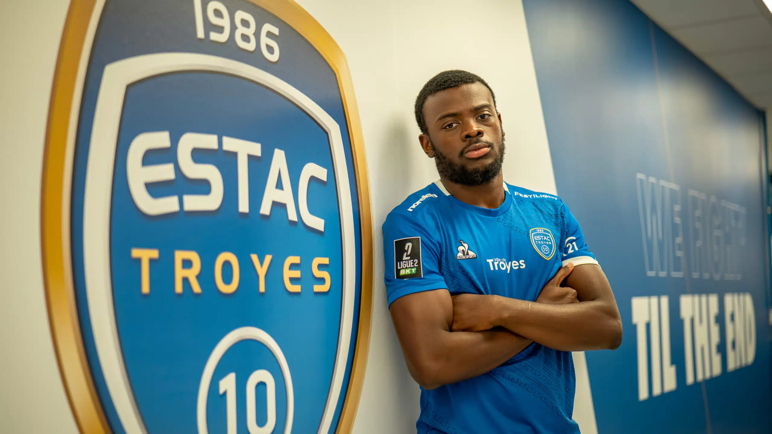 Ligue 2 BKT : Paolo Gozzi aborde le premier match de l'ESTAC en 2025 ...