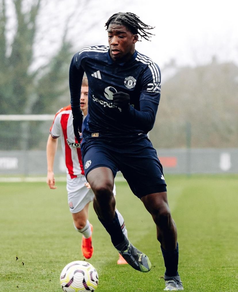 Manchester United : Godwill Kukonki en route vers les Léopards de la ...