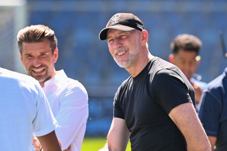 Ligue des Champions : Eric Roy voit le PSG aller au bout - AfricaFootUnited