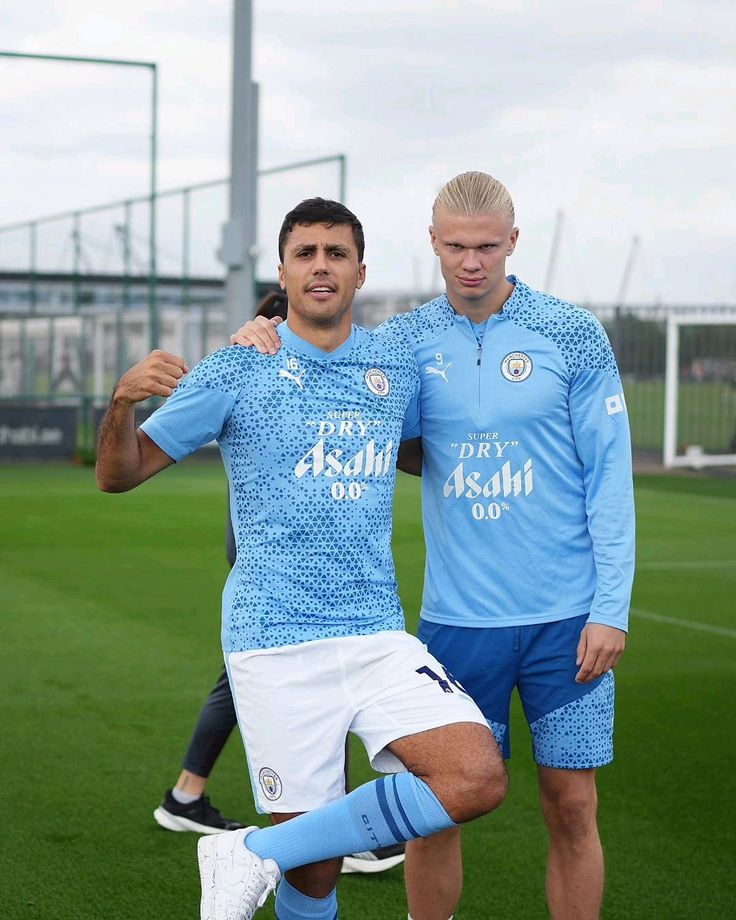 Manchester City : Rodri et Haaland de retour à l'entraînement ...
