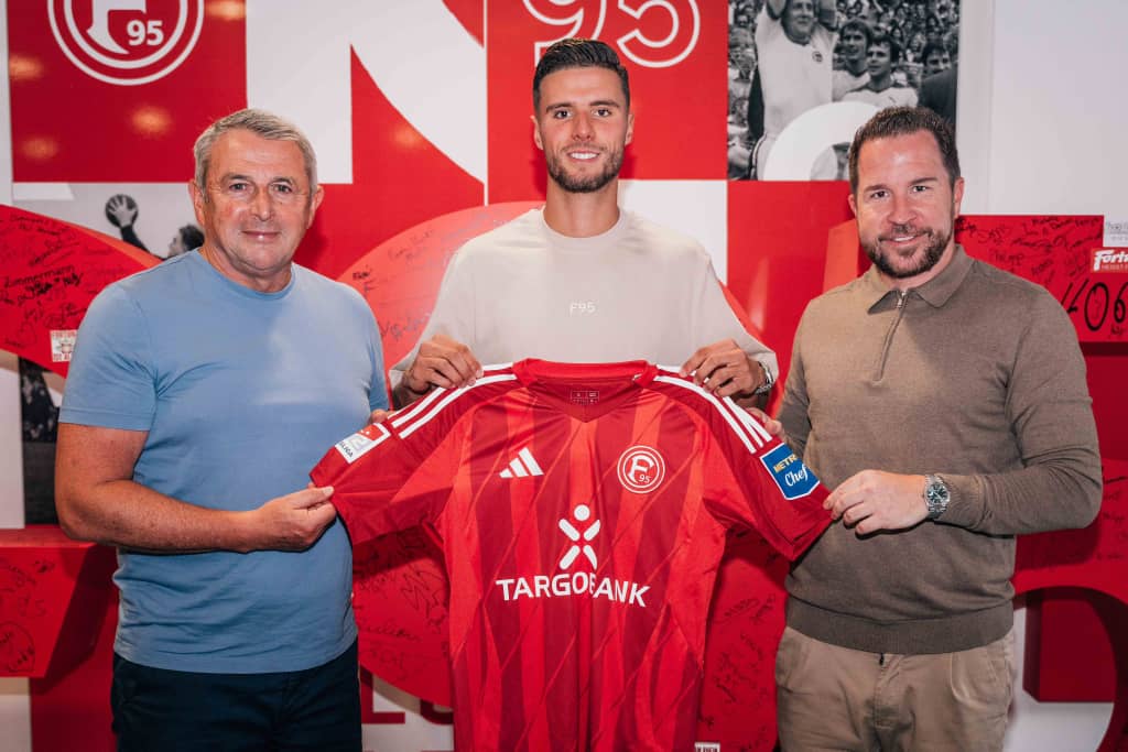 Transfert : Anouar El Azzouzi rejoint Fortuna Düsseldorf - AfricaFootUnited