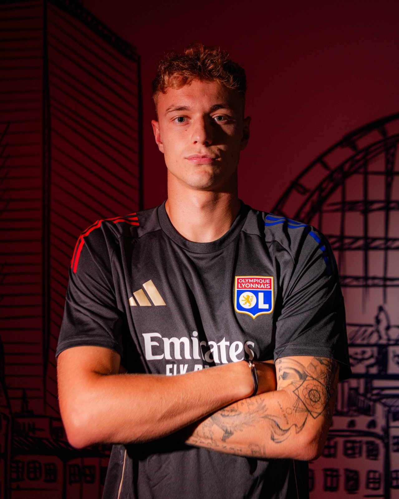 Ligue 1 : Lyon recrute Adam Karabec