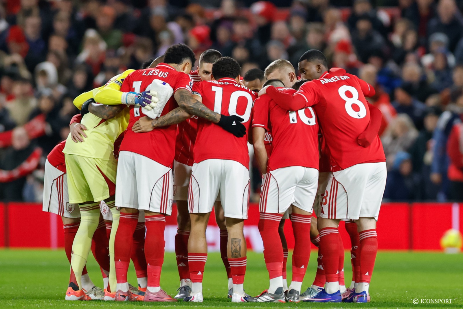 Premier League : où et quand suivre Aston Villa – Nottingham Forest ...