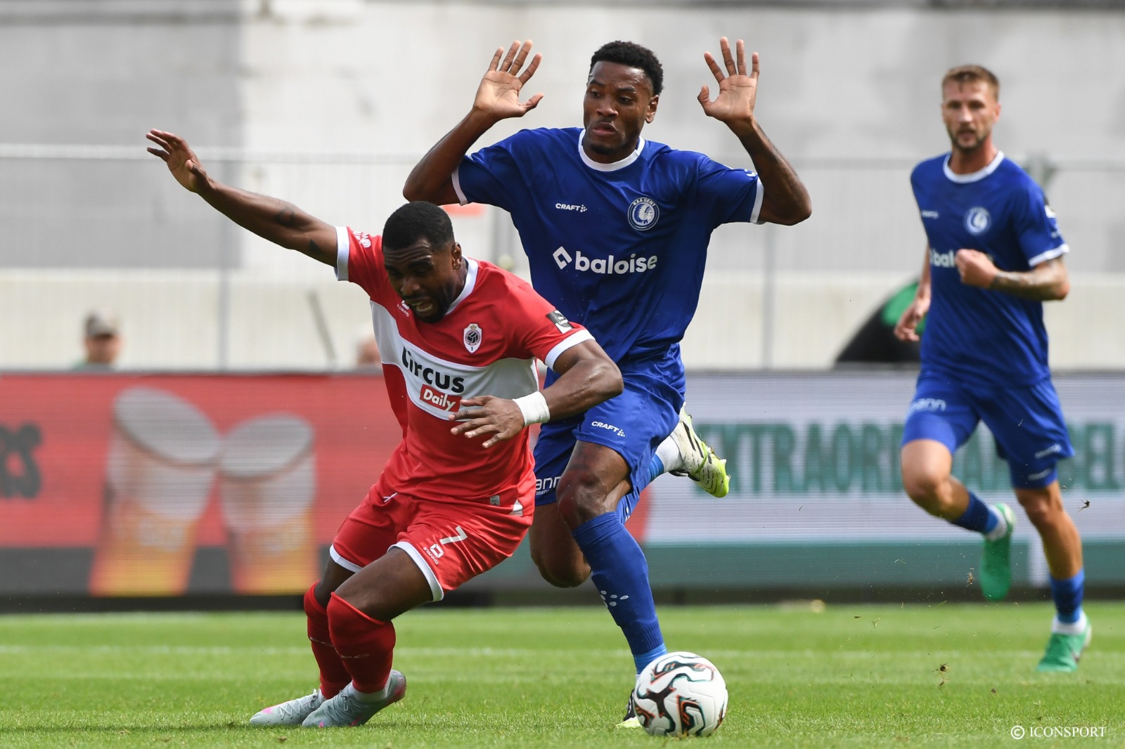 Ligue 2 BKT : le Stade de Reims recrute Samuel Kotto - AfricaFootUnited